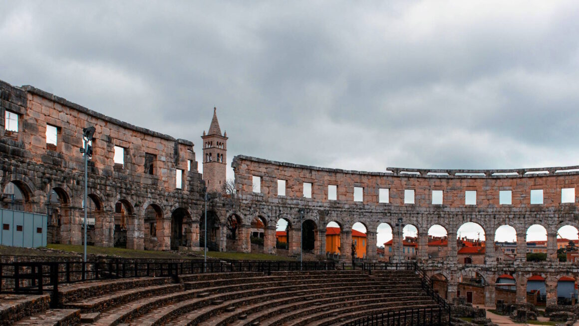 pula amfiteatr zwiedzanie – Kawiarniany.pl