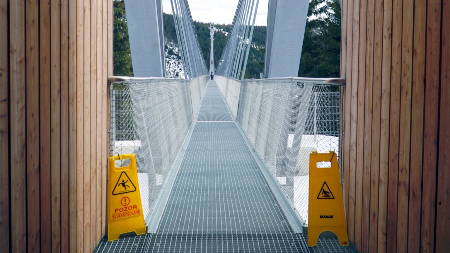 sky bridge 721 czechy – Kawiarniany.pl