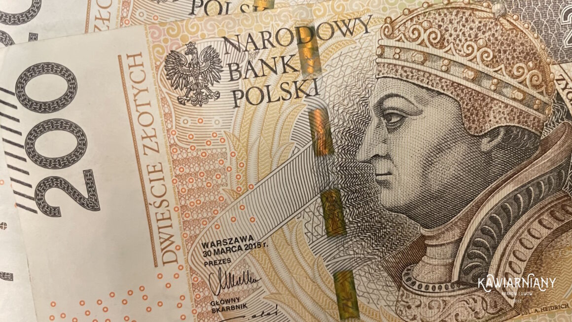 Które banknoty 200 zł tracą ważność? Czy trzeba wymienić?